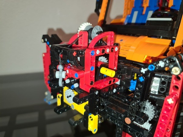 LEGO MOC Unimog long version with large foldable crane by Mr ...