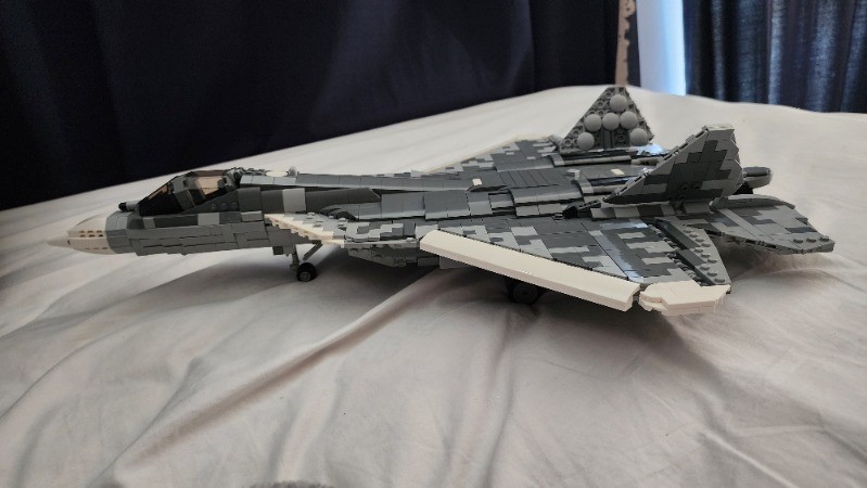 LEGO MOC-125117 Sukhoi SU-57 Felon | 1:35 Scale (v1.5) by DarthDesigner ...