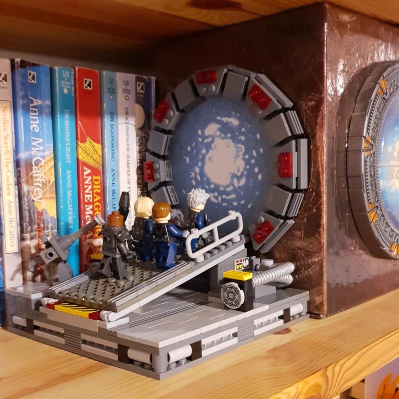 MOC Review - Stargate Bookends by Yatkuu | Rebrickable - Build with LEGO