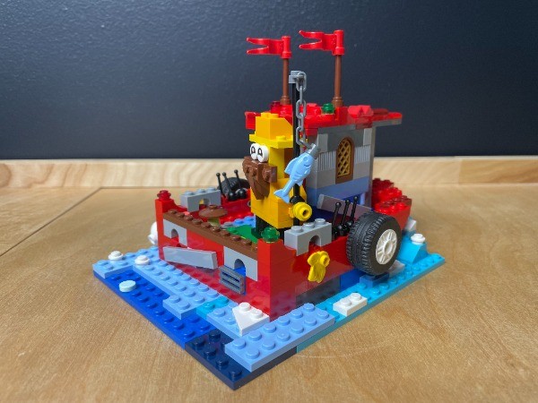 LEGO MOC 11020 Medieval Tugboat with Fisherman by MossyMocBricks ...