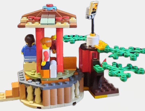 LEGO MOC safari themed carousel by qbcrunch | Rebrickable - Build with LEGO