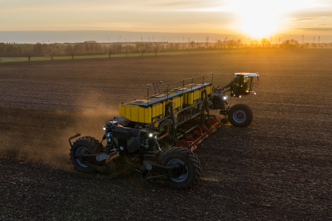 LEGO MOC Miniatur © NEXAT with seeder and sprayer by thiebomat ...