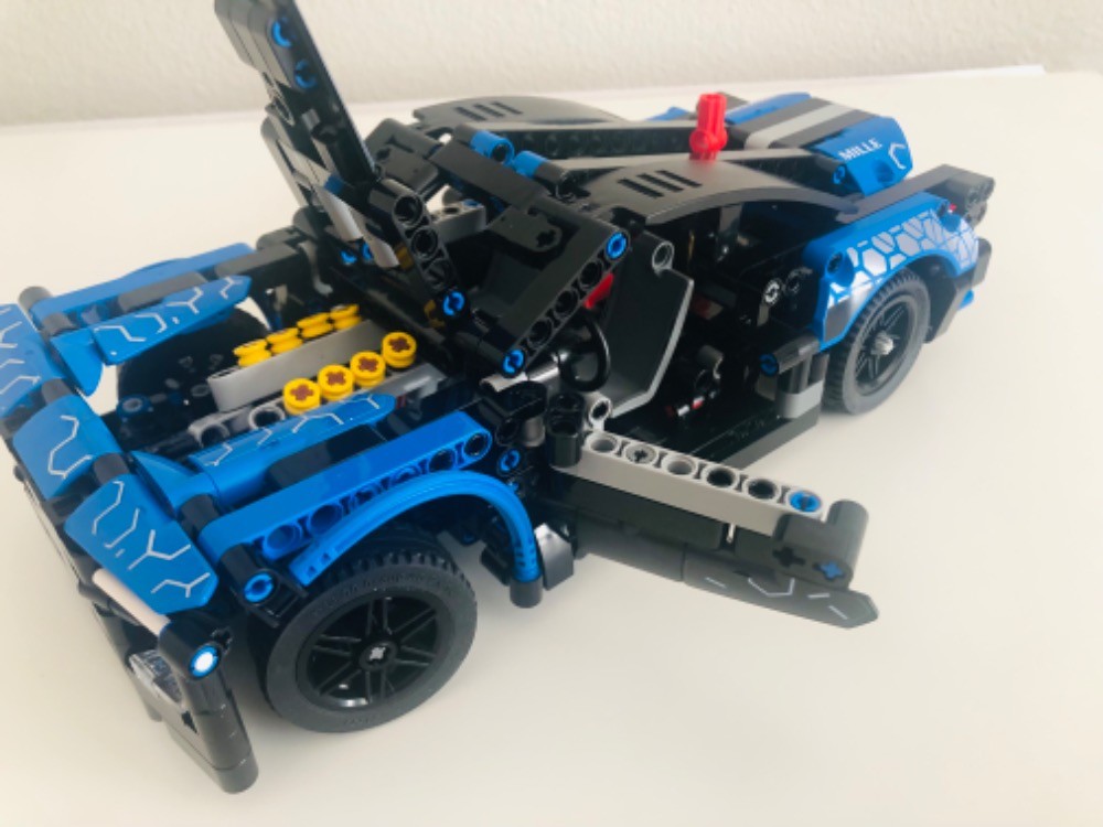 LEGO MOC 42123: Muscle Car by MattBuildz | Rebrickable - Build with LEGO