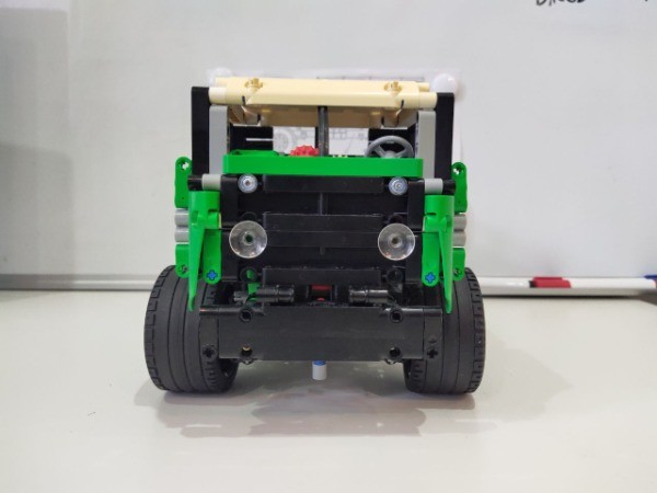 LEGO MOC-177358 42039 GAZ-66 Truck by i112358 | Rebrickable - Build ...