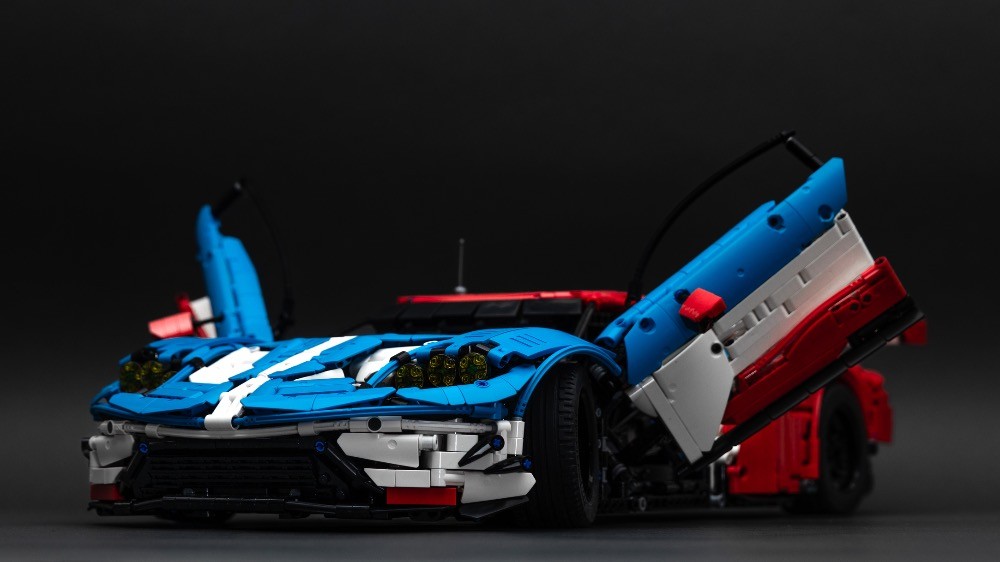 LEGO MOC-231791 Ford GT LM GTE #68 1:8 by Jerry LEGO creations ...