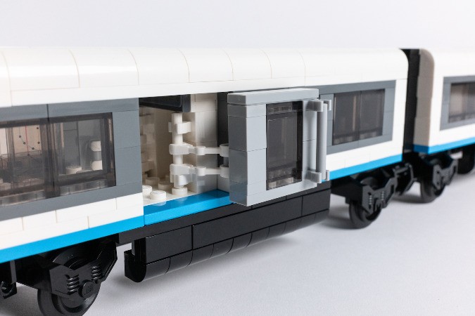 LEGO MOC-176794 City Metro Train, Minifig-Scale (Motorized) by ...