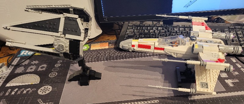 LEGO MOC TIE Interceptor by BaufmanBricks | Rebrickable - Build with LEGO