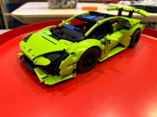 LEGO MOC 42161 Alternate model: Lamborghini by Anton Kablash | Rebrickable - Build with LEGO