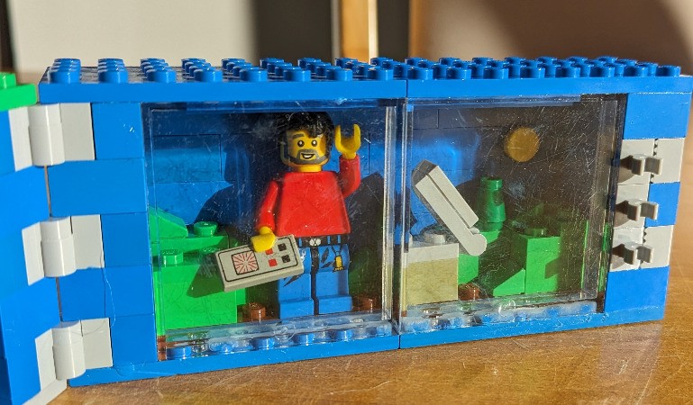LEGO MOC Geocache Container - GCAW49D by AntOrman | Rebrickable - Build ...