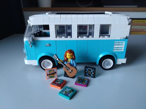 LEGO MOC MOCturnal Volkswagen T1 Bulli / Kombi / Samba / Microbus (Lime ...