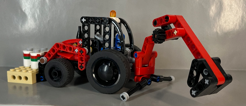 LEGO MOC Mini Backhoe Loader by The2x4brick | Rebrickable - Build with LEGO