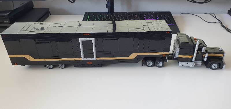 LEGO MOC Knight Rider Mobile Command Center by Maiku__san | Rebrickable ...