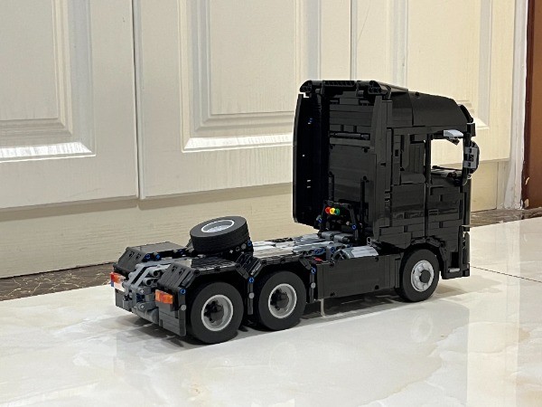 LEGO MOC-221782 VoLvo FH16-750 Truck 6X4 by Qiyue1992 | Rebrickable ...