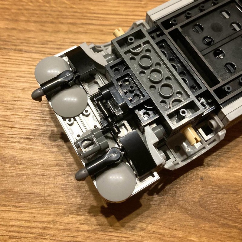 Review: 76911- Aston Martin DB5 | Rebrickable - Build with LEGO