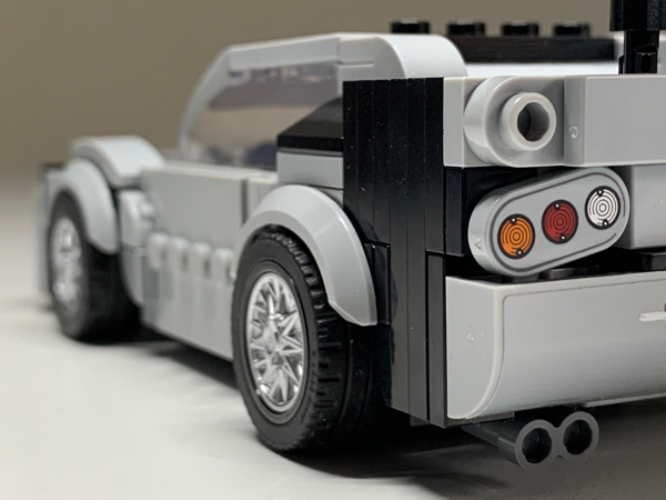 LEGO MOC Skyline Master DB5 by Dubby | Rebrickable - Build with LEGO