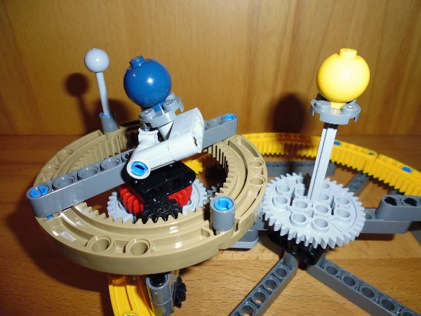 LEGO MOC-160730 Ring Gear Planetarium by Stef234 | Rebrickable - Build ...