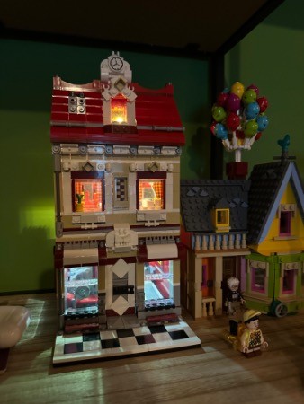 LEGO MOC-129337 Santa's secret retreat - modular Christmas 10220 VW ...