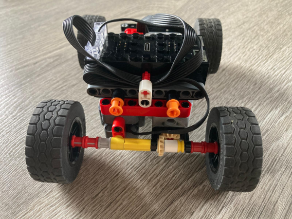 LEGO MOC POWERED UP CHASSIS RWD by TECHNIC_RC_GARAGE | Rebrickable ...