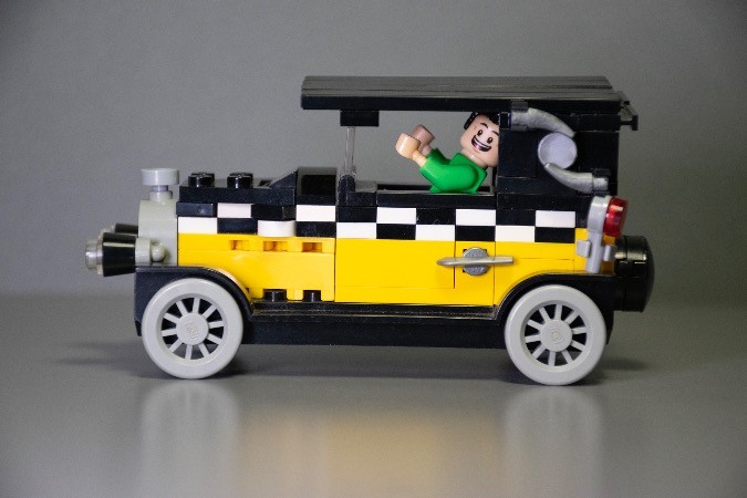 LEGO MOC Fiat 509 Gaston Lagaffe by Phenixdark | Rebrickable - Build ...