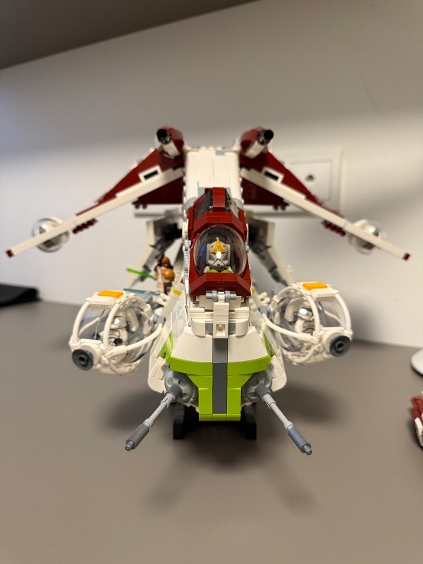 LEGO MOC-175221 SW Republic Gunship (AOTC Version) by 2bricksofficial ...