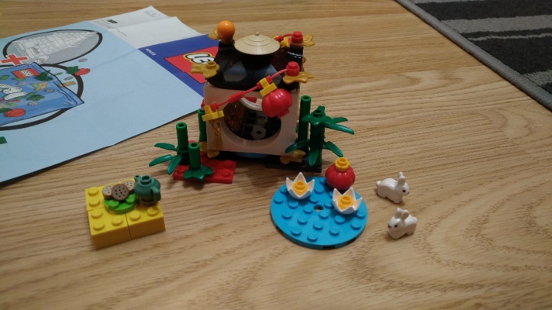 LEGO Set 40605-1 Lunar New Year VIP Add-On Pack (2023 Promotional > VIP ...