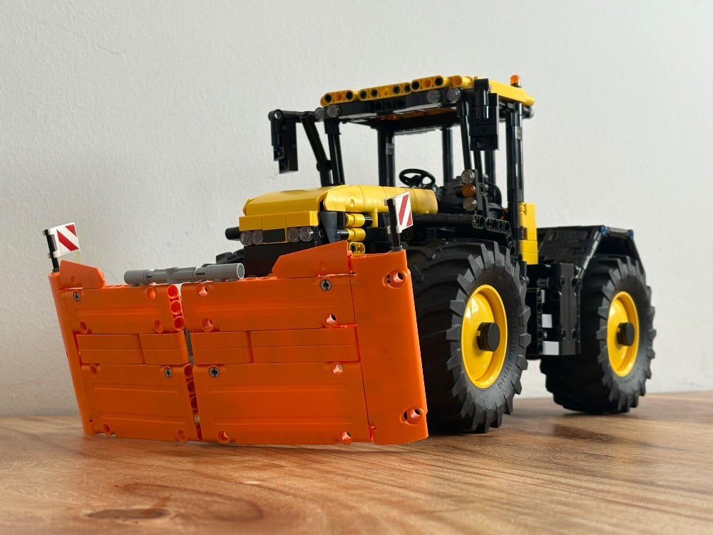 LEGO MOC-236947 JCB Fastrac 4220 RC by JF551 | Rebrickable - Build with ...