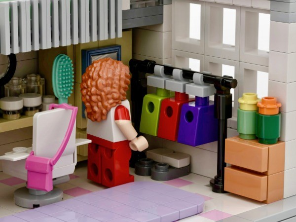 LEGO MOC GIRL'S DORMITORY by mangosteenlll | Rebrickable - Build with LEGO