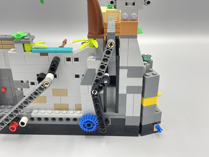 Review: 77015-1 - Temple of the Golden Idol | Rebrickable - Build with LEGO