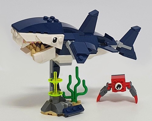 LEGO MOC Alternate Shark by LeadWoods | Rebrickable - Build with LEGO