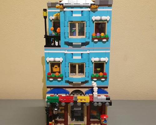 LEGO MOC 31105 Townhouse Toy Store modular in 16studs wide format by ...