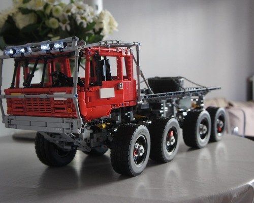 LEGO MOC Tatra 813 Trial Truck by Madoca1977 | Rebrickable - Build with ...