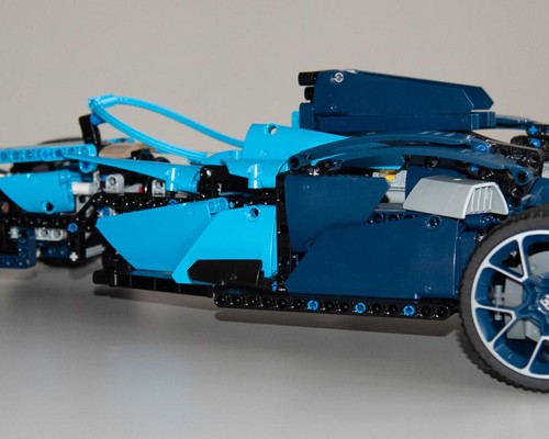LEGO MOC LEGO Technic 42083 Bugatti Chiron alternative model - F1 car ...