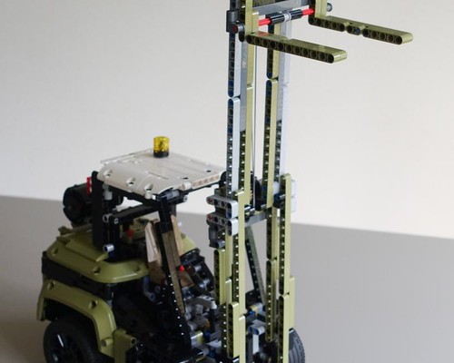 LEGO MOC Forklift: 42110 B-Model by Pattspatt | Rebrickable - Build ...