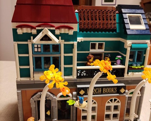 LEGO MOC 10270 - The Birch Bookshop by bohauda | Rebrickable - Build ...