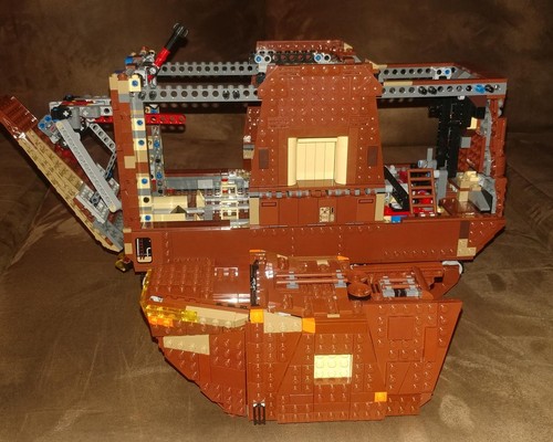 LEGO MOC Jawa Sandcrawler - Midi Scale by Albo.Lego | Rebrickable ...