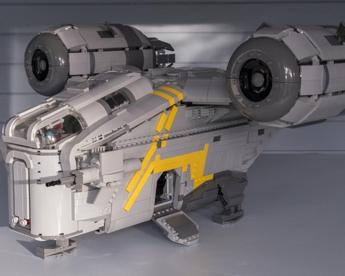 LEGO MOC UCS Razor Crest by Papaglop by papaglop | Rebrickable - Build ...