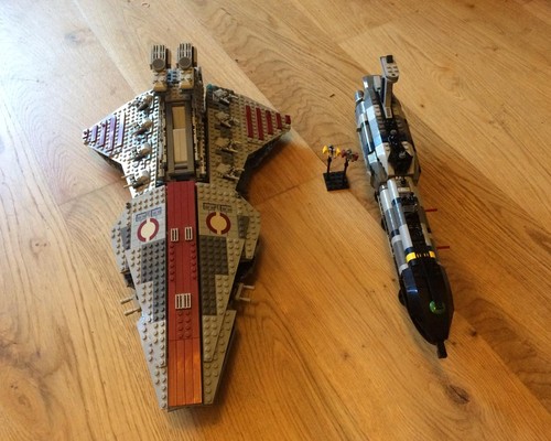 LEGO MOC Invisible Hand by JaydenIrwin | Rebrickable - Build with LEGO