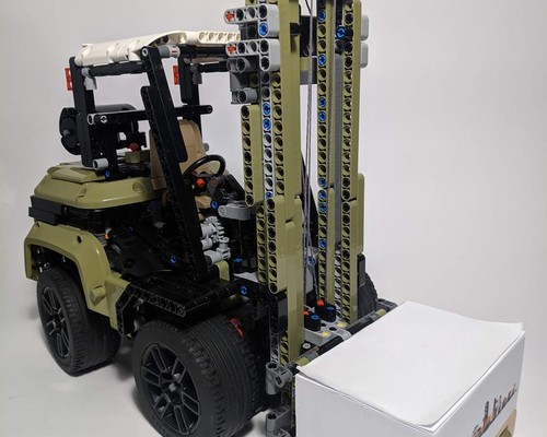 LEGO MOC Forklift: 42110 B-Model by Pattspatt | Rebrickable - Build ...