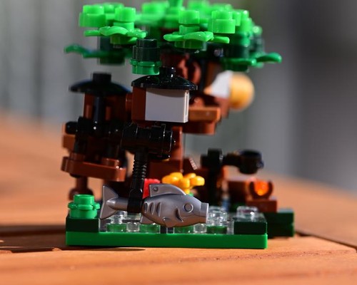 LEGO MOC Micro Tree House by pomx | Rebrickable - Build with LEGO