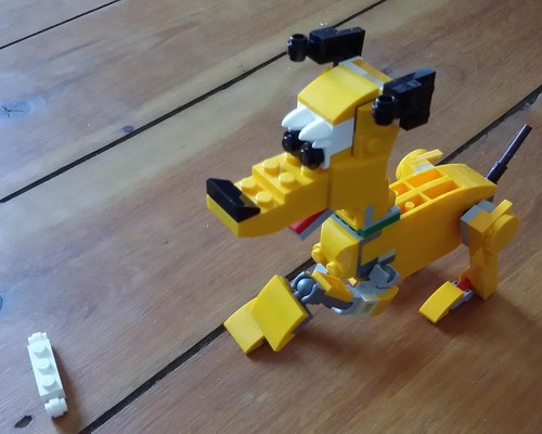 LEGO MOC Pluto & Bone by dvdliu | Rebrickable - Build with LEGO