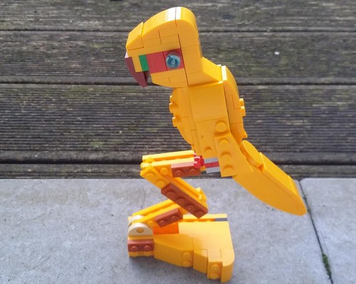 LEGO MOC Yellow Bird by bbchai | Rebrickable - Build with LEGO
