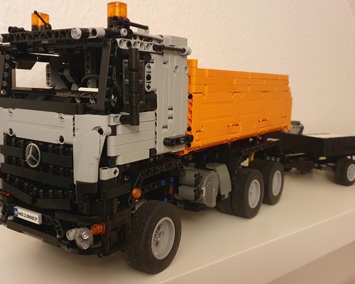 LEGO MOC Tipper Truck 6x4 by Nura_Technic | Rebrickable - Build with LEGO