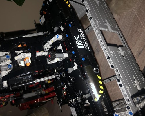 LEGO MOC 42082 C model - Reach Stacker by Dyens Creations | Rebrickable ...